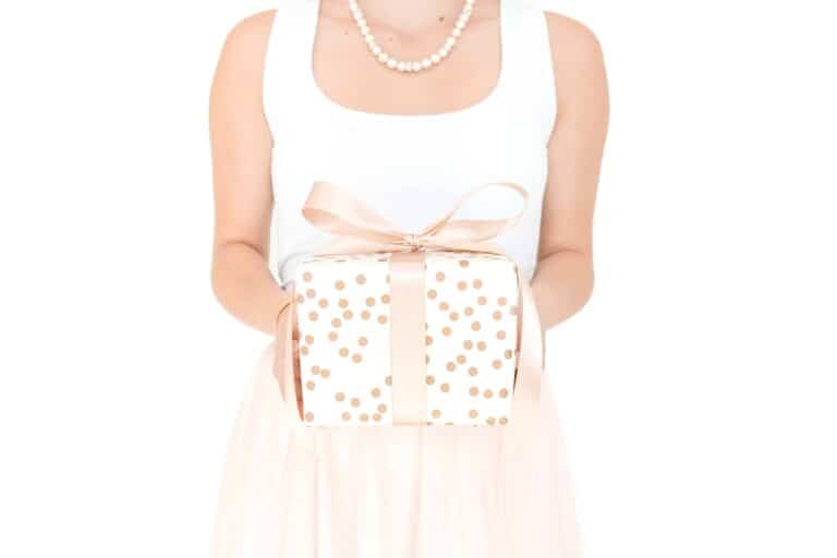 7 Step Guide To Creating Your Own Info Product - Angela Giles